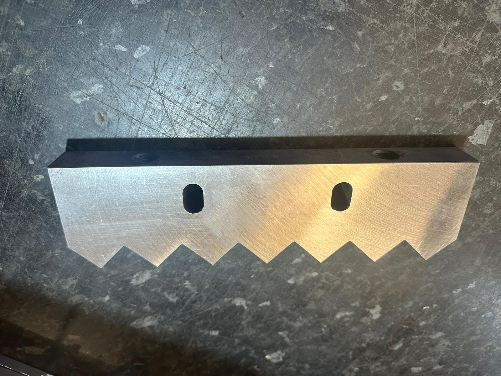 Zerma ZSS Shredder Bottom Blade – Augus Engineering Catalogue